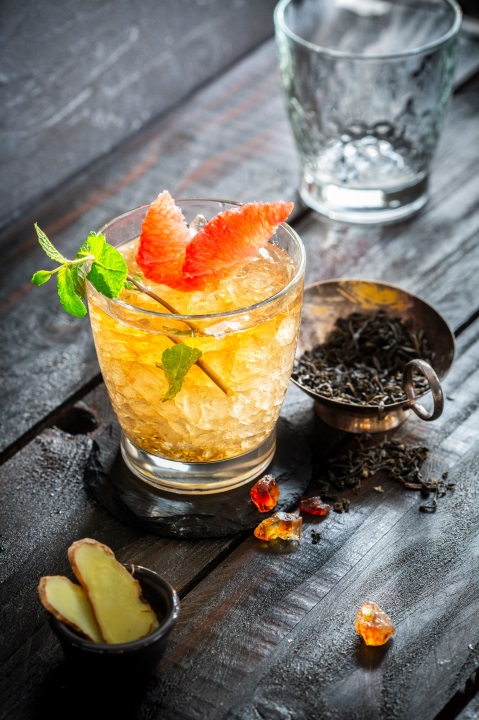 Tee-Cocktail mit Gin